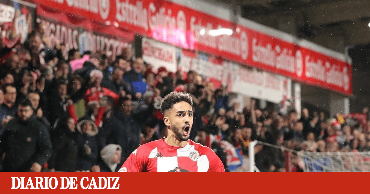 Chris Ramos, delantero gaditano para el Cádiz CF