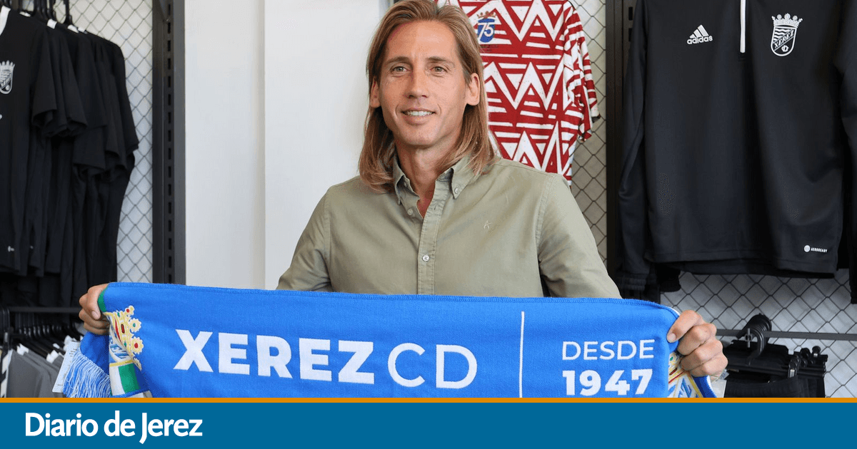 Checa, entrenador del Xerez CD: "Vengo a ascender, no hay otro objetivo"