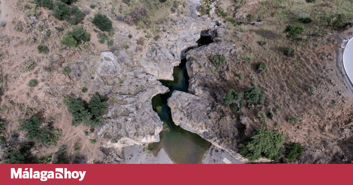 El Charco del Infierno, un rincón singular repleto de rocas escondido ...