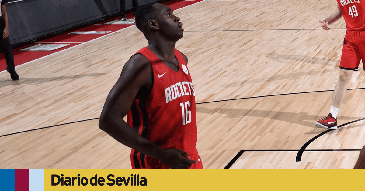 Los Rockets hacen oficial la firma de Garuba con un contrato de novato