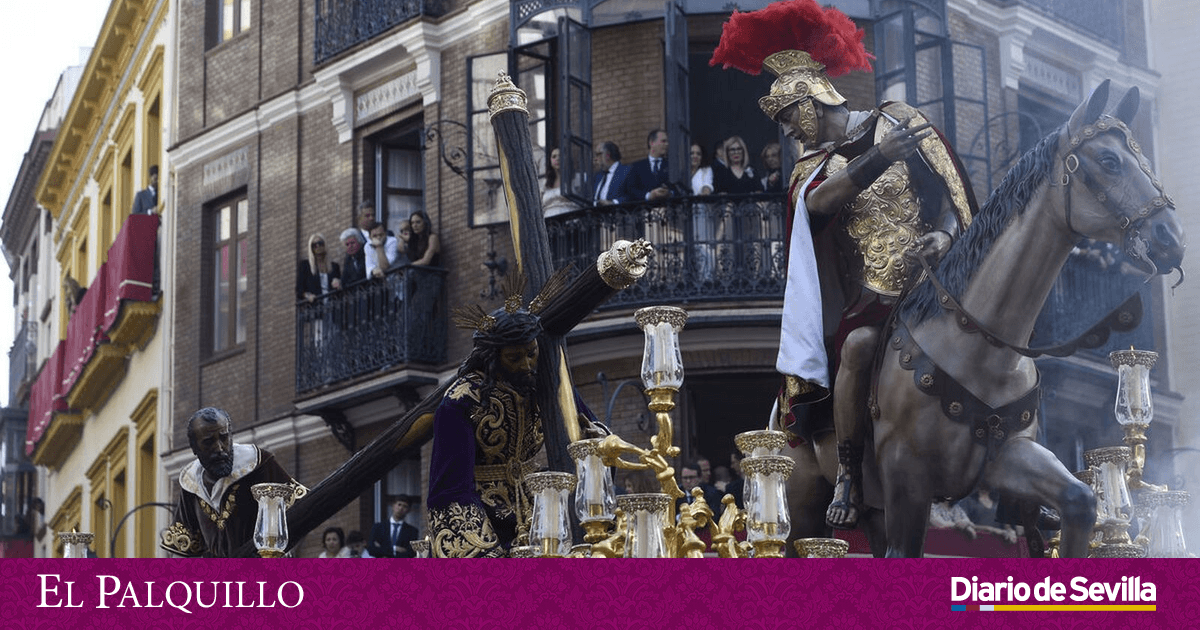 El paso de las Tres Caídas y los ecos de otros tiempos en el Santo Entierro Grande