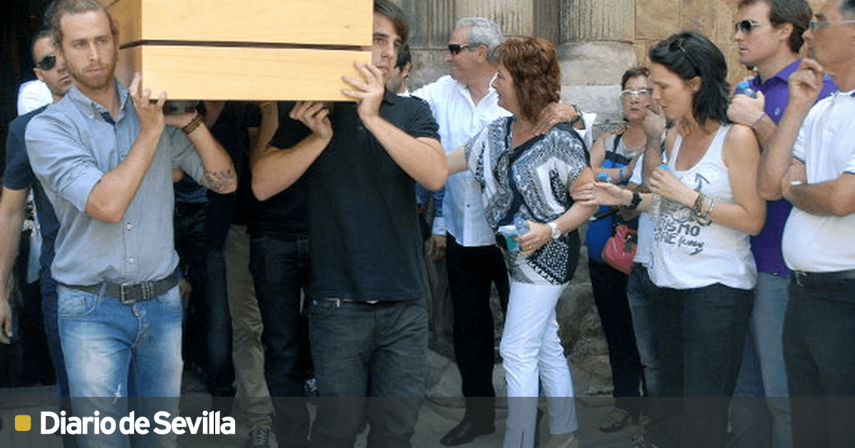 Real Betis - Sepelio Miki Roqué - Siempre presente Miki Roqué - Diario ...