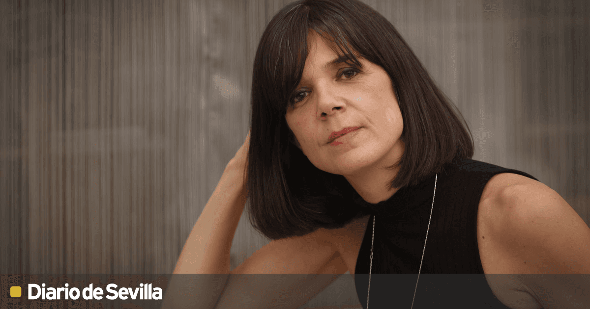 Lara Moreno. Escritora "La comodidad en la que vivimos se levanta sobre ...