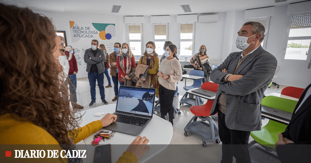 El IES Rafael Alberti de Cádiz inaugura dos aulas dedicadas al emprendimiento