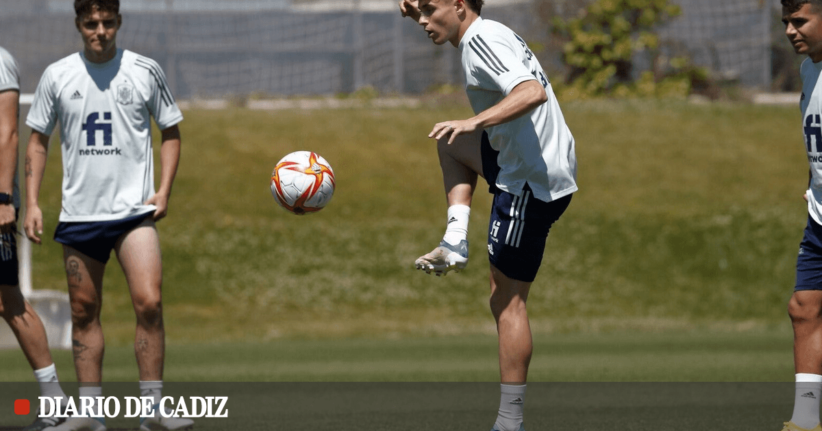 Roro Riquelme, un joven extremo que está en la agenda del Cádiz CF