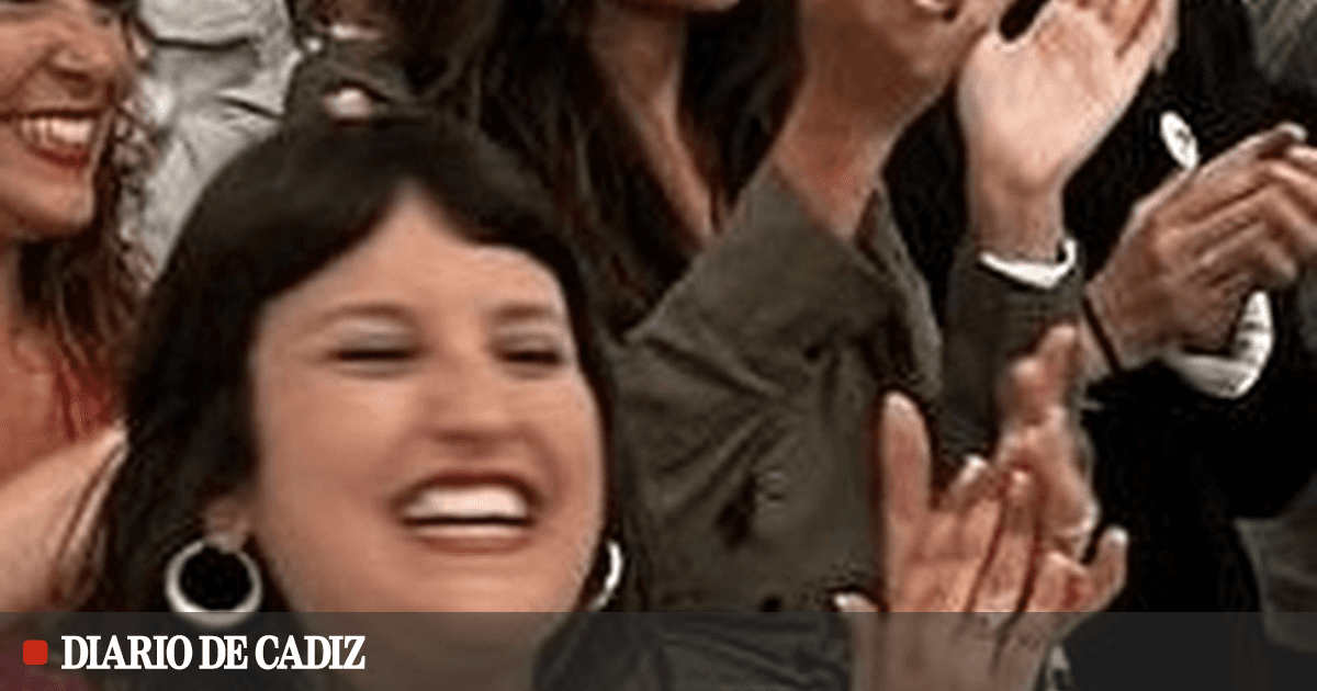 Mírala cara a cara que es la primera