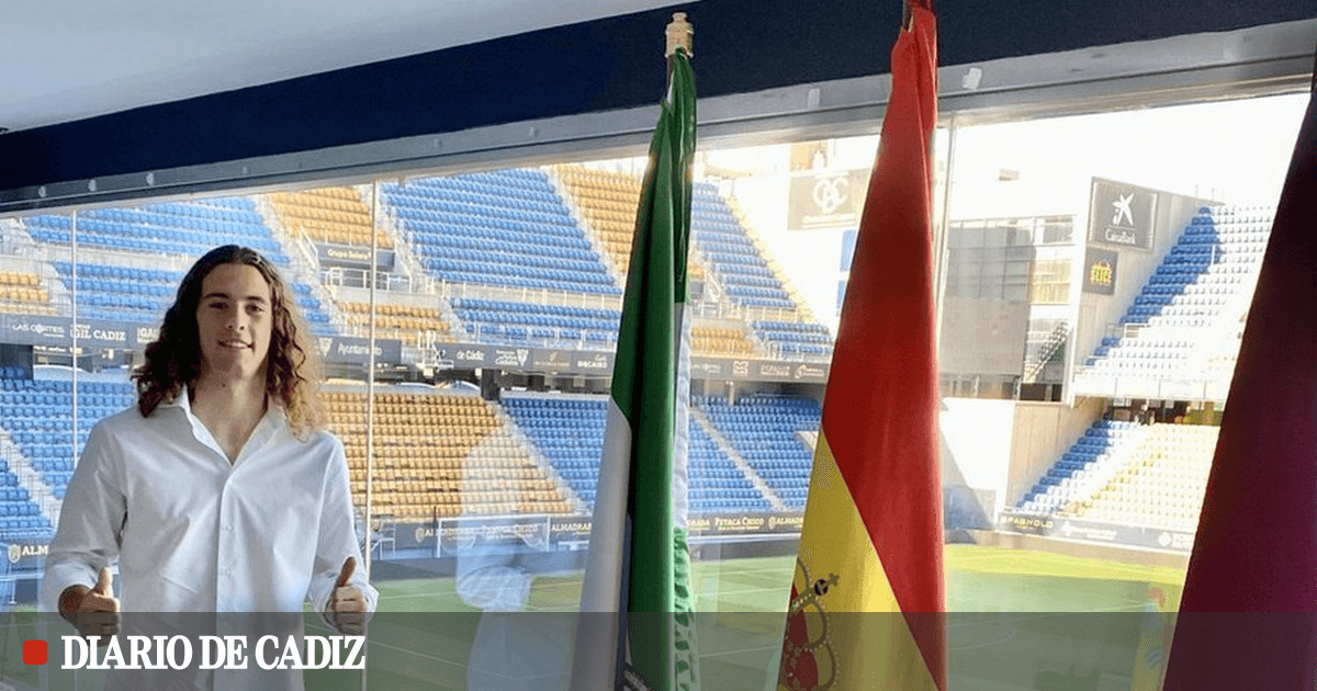 El Cádiz CF ata a tres juveniles de una tacada