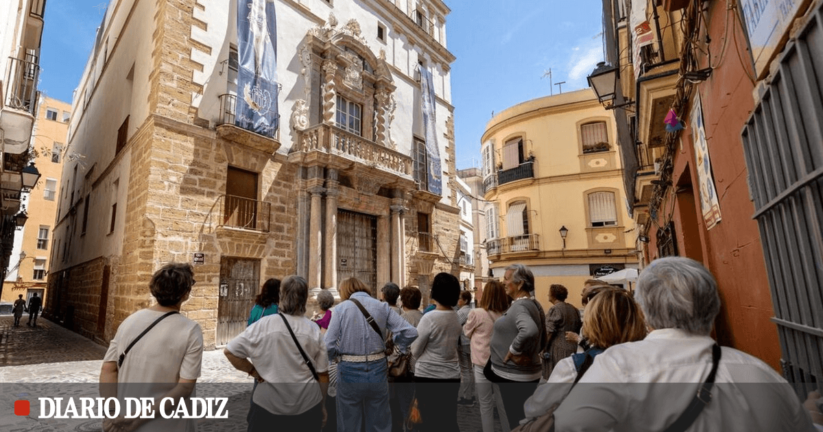 Barrio de El Pópulo en Cádiz: qué ver y dónde comer