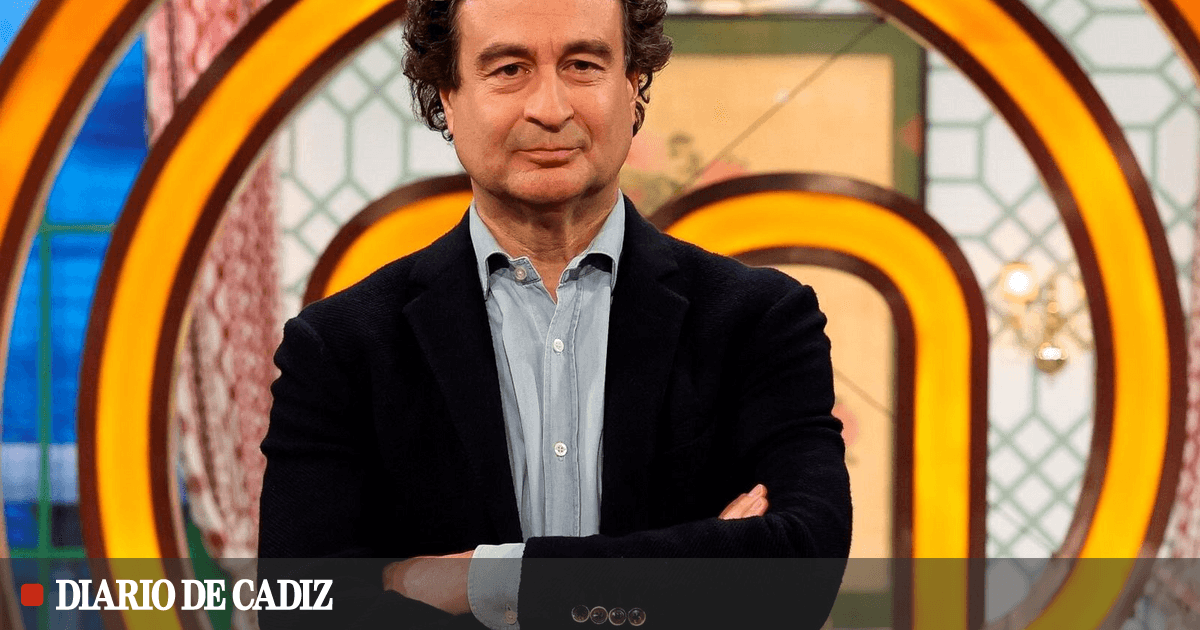 El chef Pepe Rodríguez cae en la tentación de desayunar churros en Chiclana