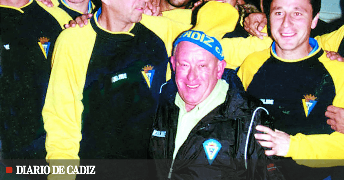 El Cádiz CF rinde homenaje a Macarty, un visionario de amarillo