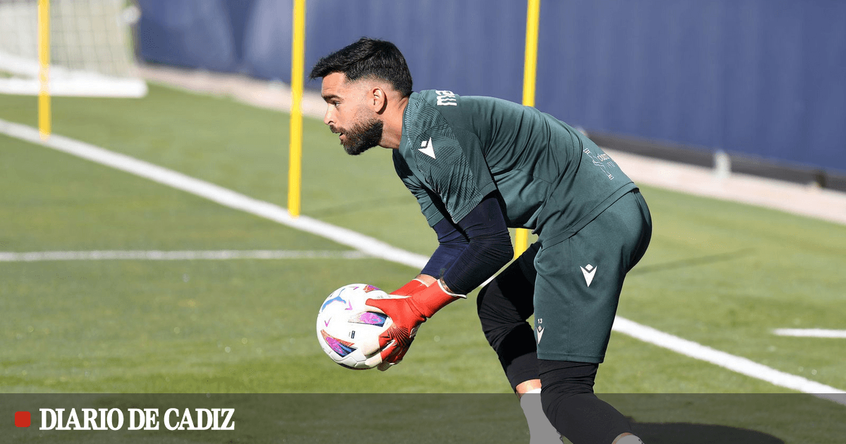 La portería del Cádiz CF: del rendimiento de David Gil a la boda de Ledesma