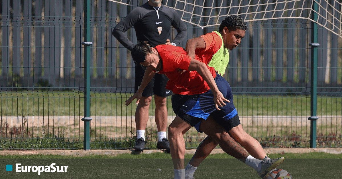 César Benavides se marcha inédito del Algeciras