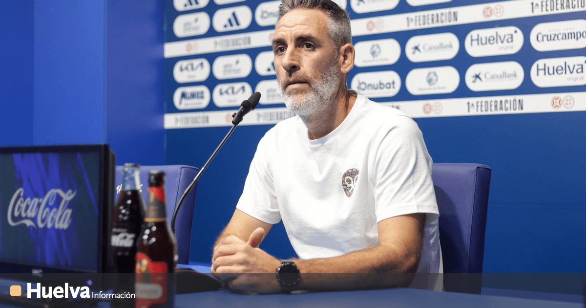 Abel Gómez: "La UD Ibiza tiene en ataque a futbolistas muy rápidos y talentosos, con mucho gol"