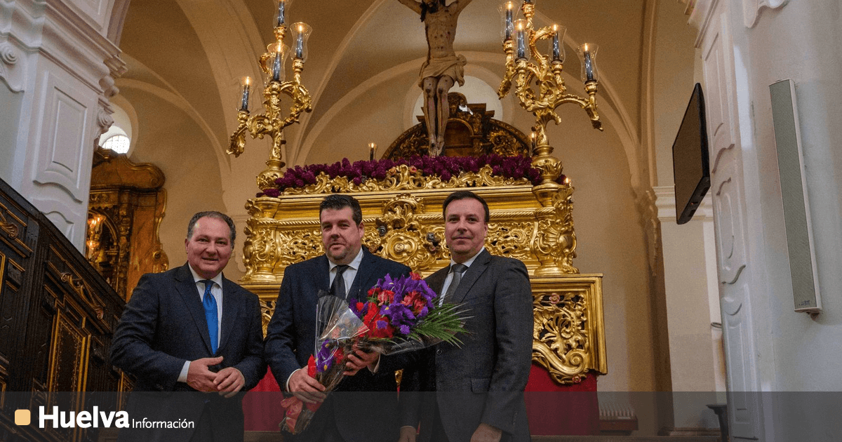 David Toscano rinde homenaje floral en La Merced al Cristo del Buen ...