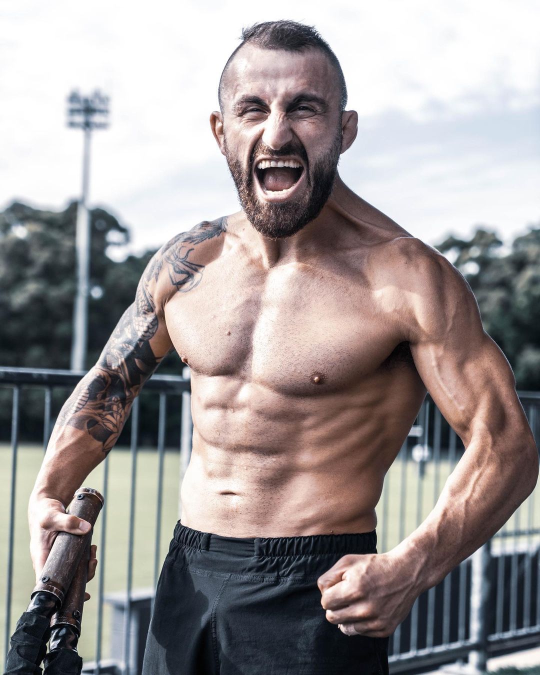 Alexander Volkanovski: del rugby, a rey de UFC