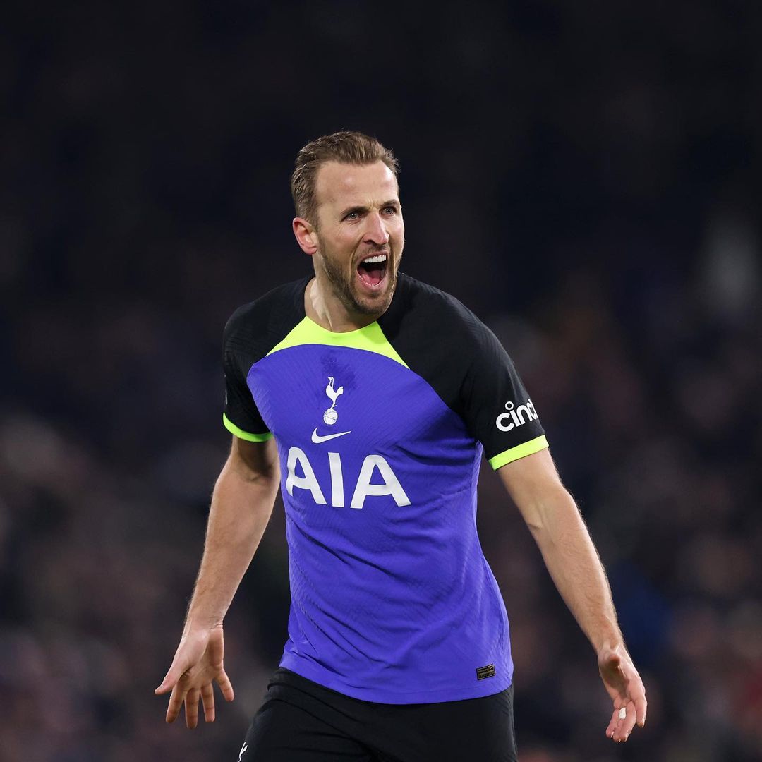 Kane rompe récords y ya forma parte de la historia