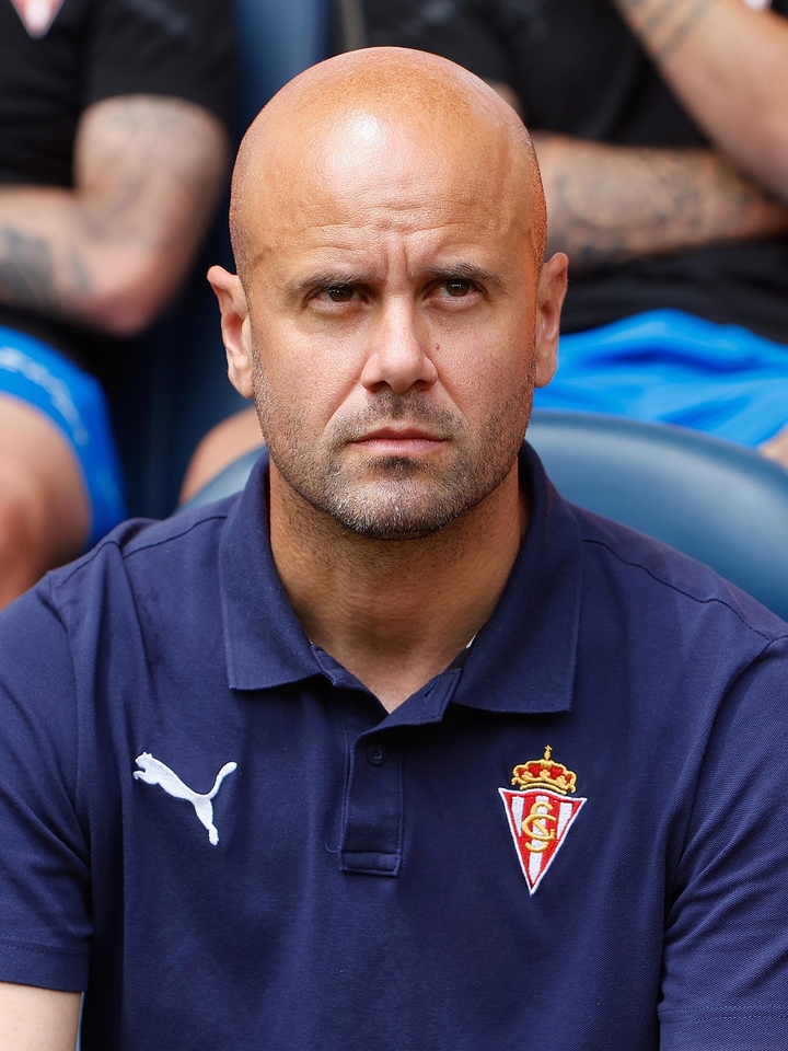 Gu a De LaLiga 2023 24 Sporting De Gij n Ram rez Con Los Pies En El gu-a-de-laliga-2023-24-sporting-de-gij-n-ram-rez-con-los-pies-en-el