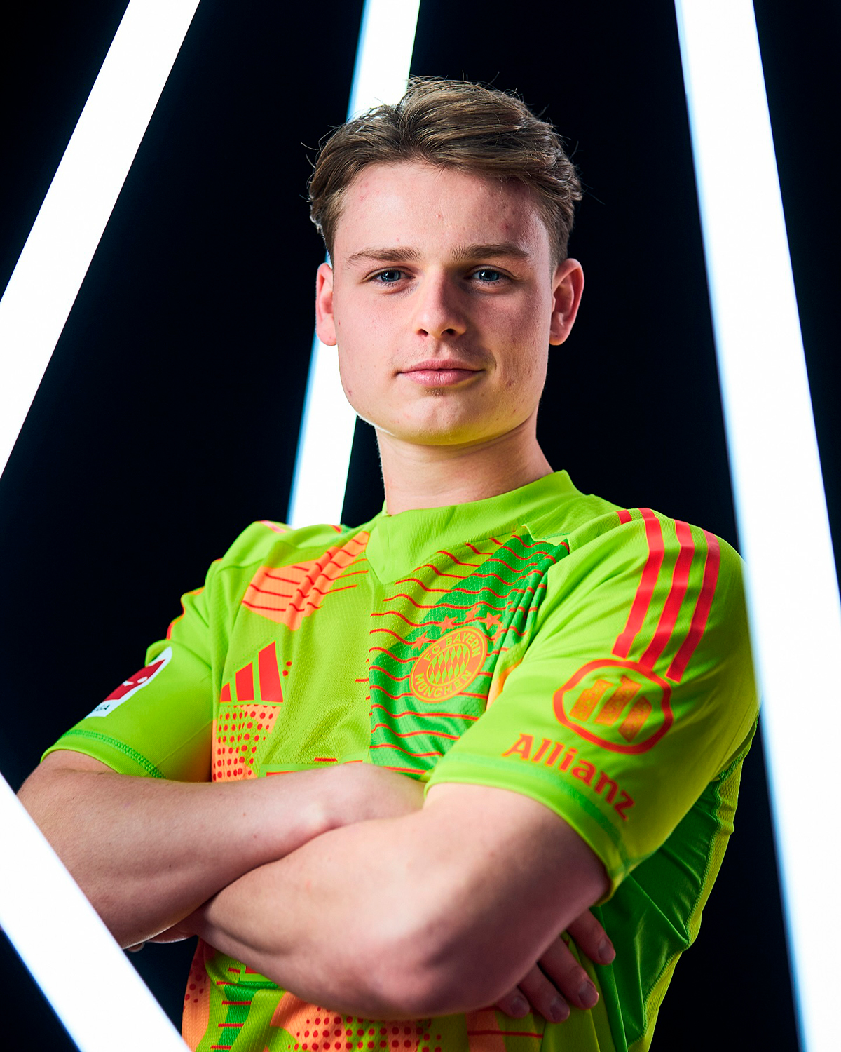Jonas Urbig, ante la gran e inesperada oportunidad de ser ‘el nuevo Neuer’